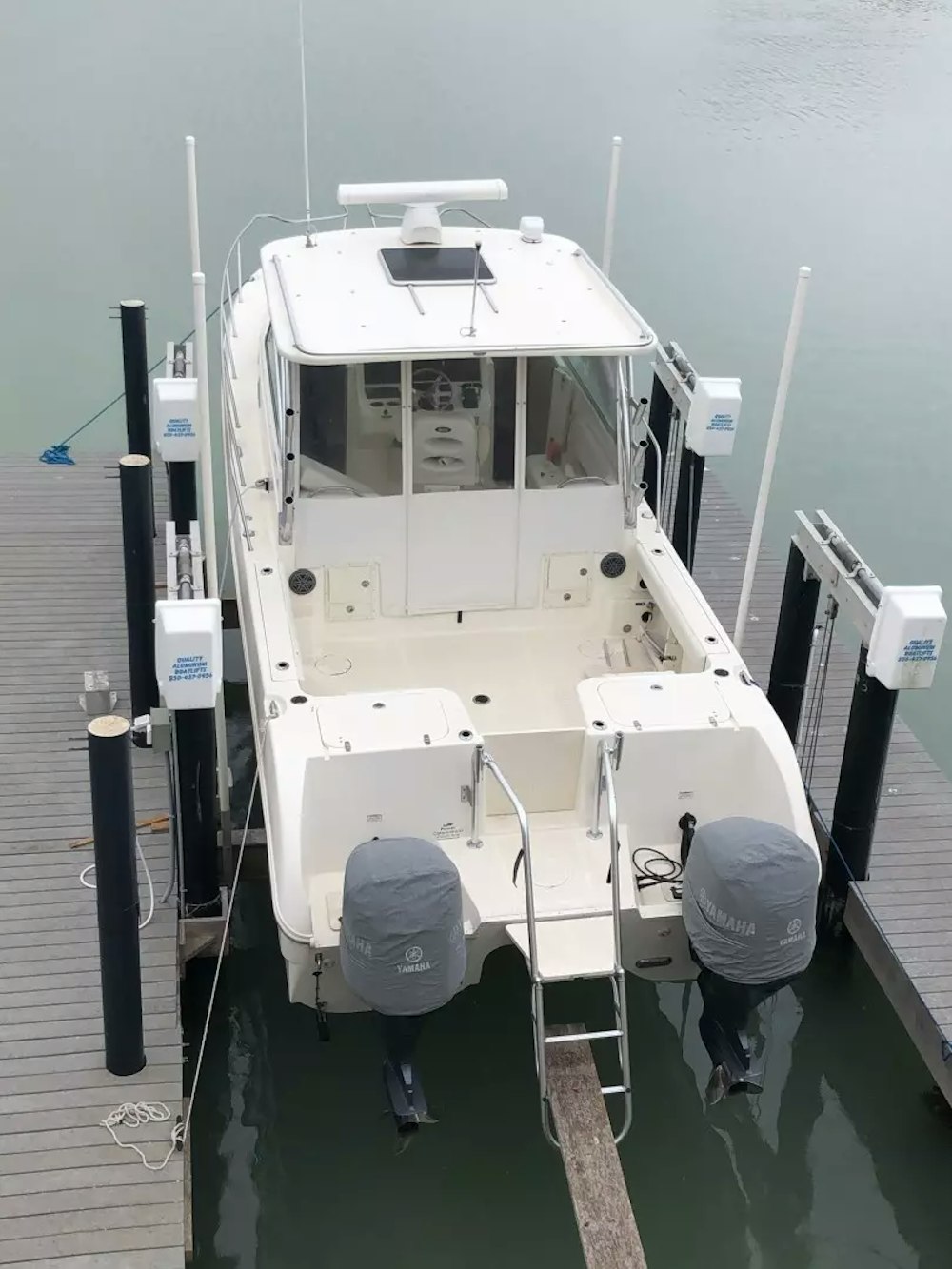 2015 World Cat 320 EC 32' Yacht For Sale | Seattle Yachts