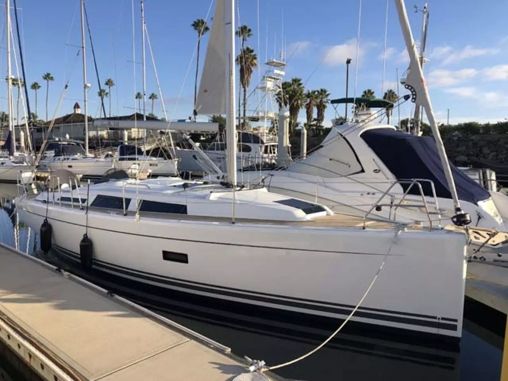 2021 Hanse 348 34' Yacht For Sale | EFFORTLESS II | Seattle Yachts