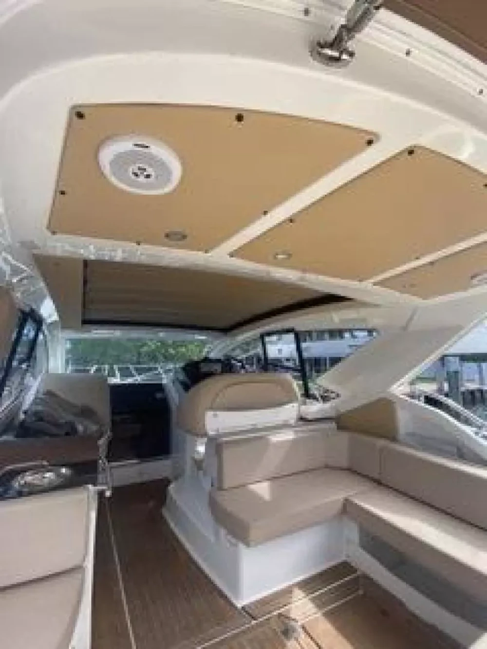 2013 Cranchi M44 HT 44' Yacht For Sale | Seattle Yachts