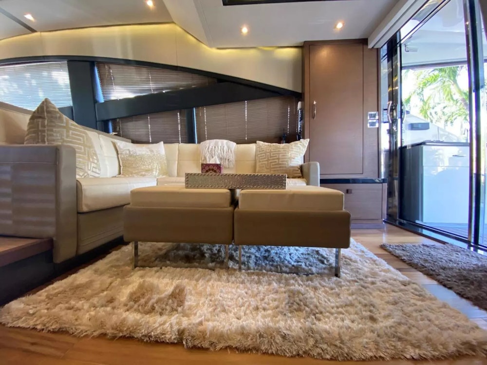 2016 Sea Ray L650 Fly 65' Yacht For Sale | Seattle Yachts