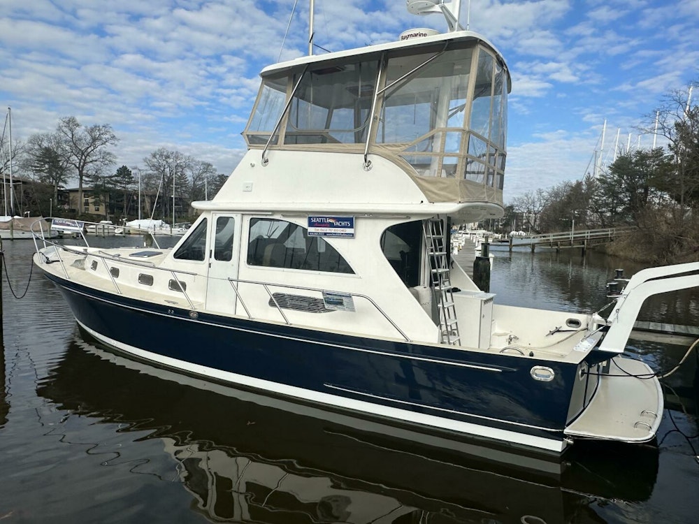 2018 Legacy 42 Flybridge 42' Yacht For Sale | JEWEL BOX | Seattle Yachts