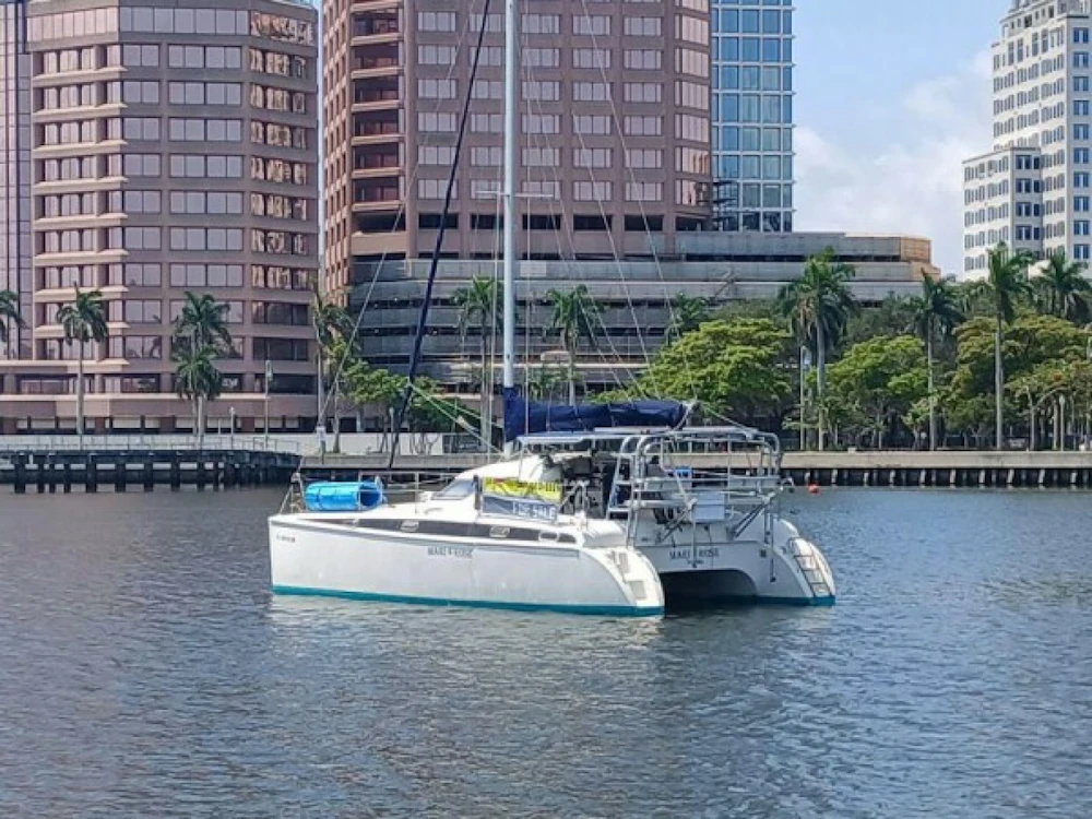 1992 Solaris Sunstar 32 32' Yacht For Sale | MARI ROSE | Seattle Yachts