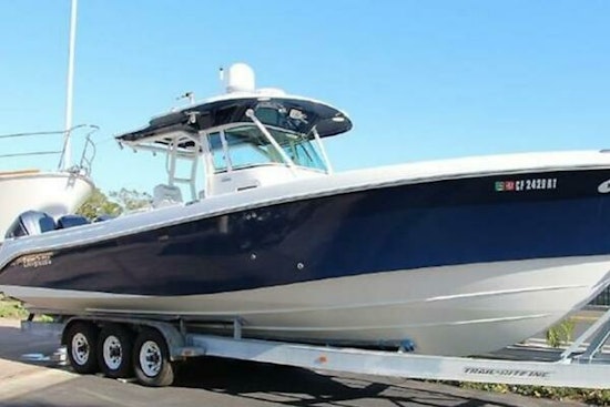 2009 Everglades 350 CC 35' Yacht For Sale | Seattle Yachts